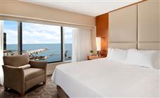 Luxury Hotel Accommodation in Chicago - Swissotel Chicago