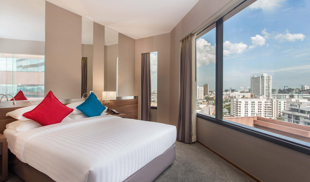 Executive Suite - Swissôtel Bangkok Ratchada - Swissôtel Hotels & Resorts